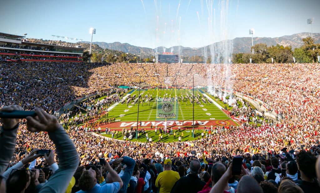 Rose Bowl Stadium (8/9 - 8/10)